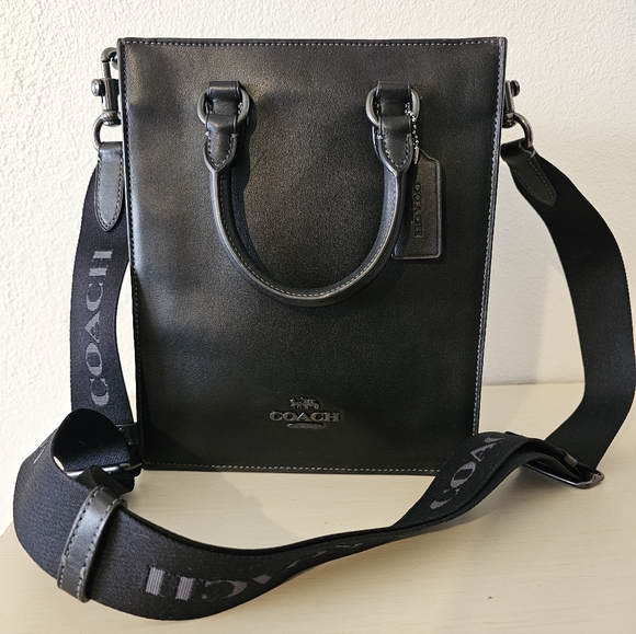 Coach | Bags | Coach Dylan Tote Bag In Colorblock Signature Canvas In ...